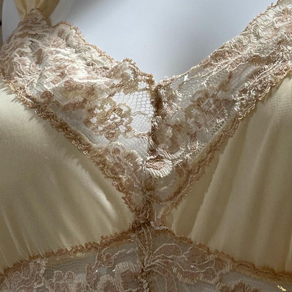 Spiegel | Intimates & Sleepwear | Vintage Spiegel Nightgown Size 34 ...